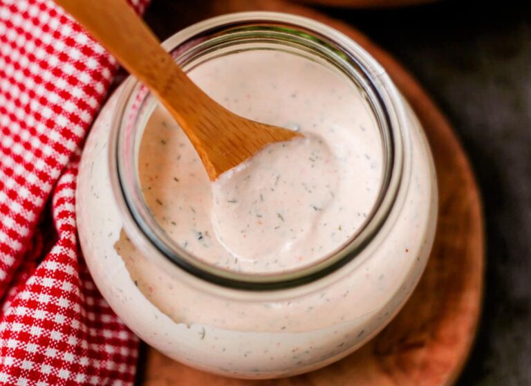 Homemade Spicy Ranch Dressing Recipe - Ready in 5 Minutes!