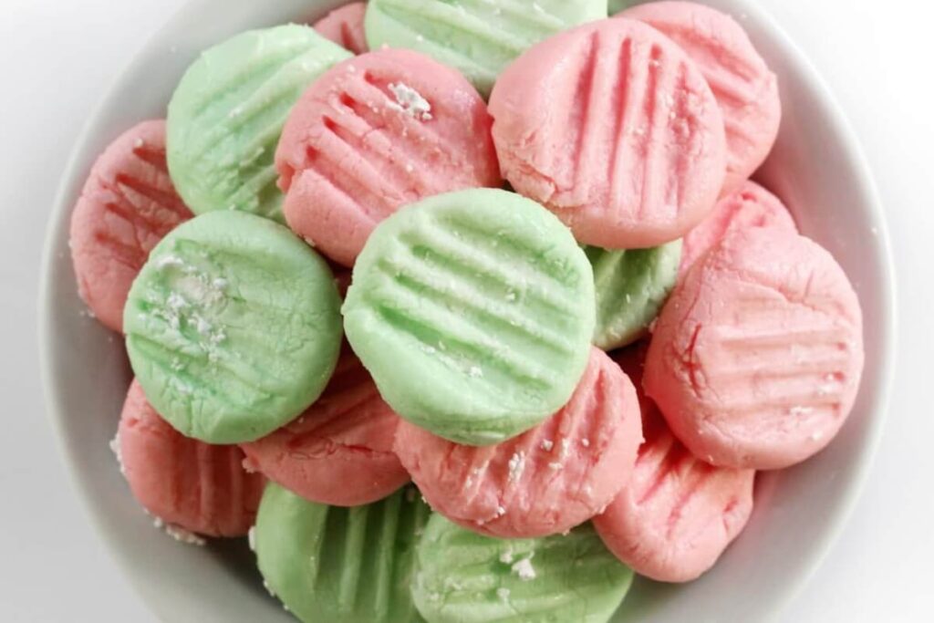 16 Low Carb Snacks for When You Want to Cheat Without Cheating