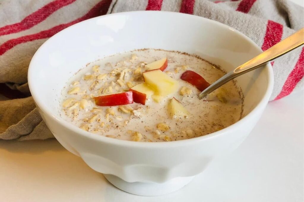 13 Quick + Easy Overnight Oats Recipes to Simplify Your Morning